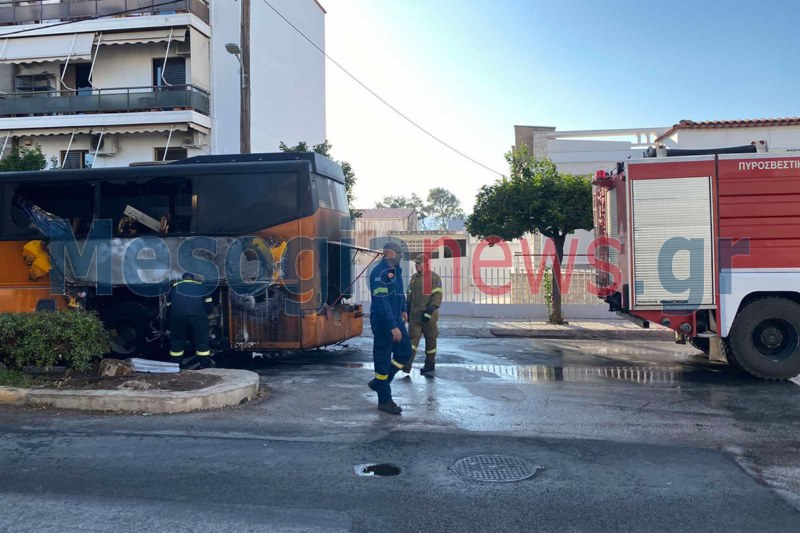 Έπιασε φωτιά λεωφορείο των ΚΤΕΛ - Mesogianews