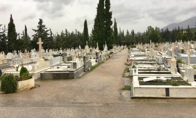 Λεηλατούν τους τάφους στο Κοιμητήριο Παιανίας - Mesogianews